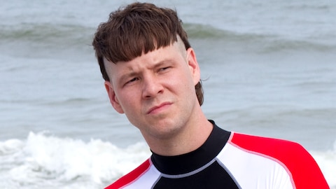 Ivan Dochenko played by Ike Barinholtz on Eastbound & Down - Official ...