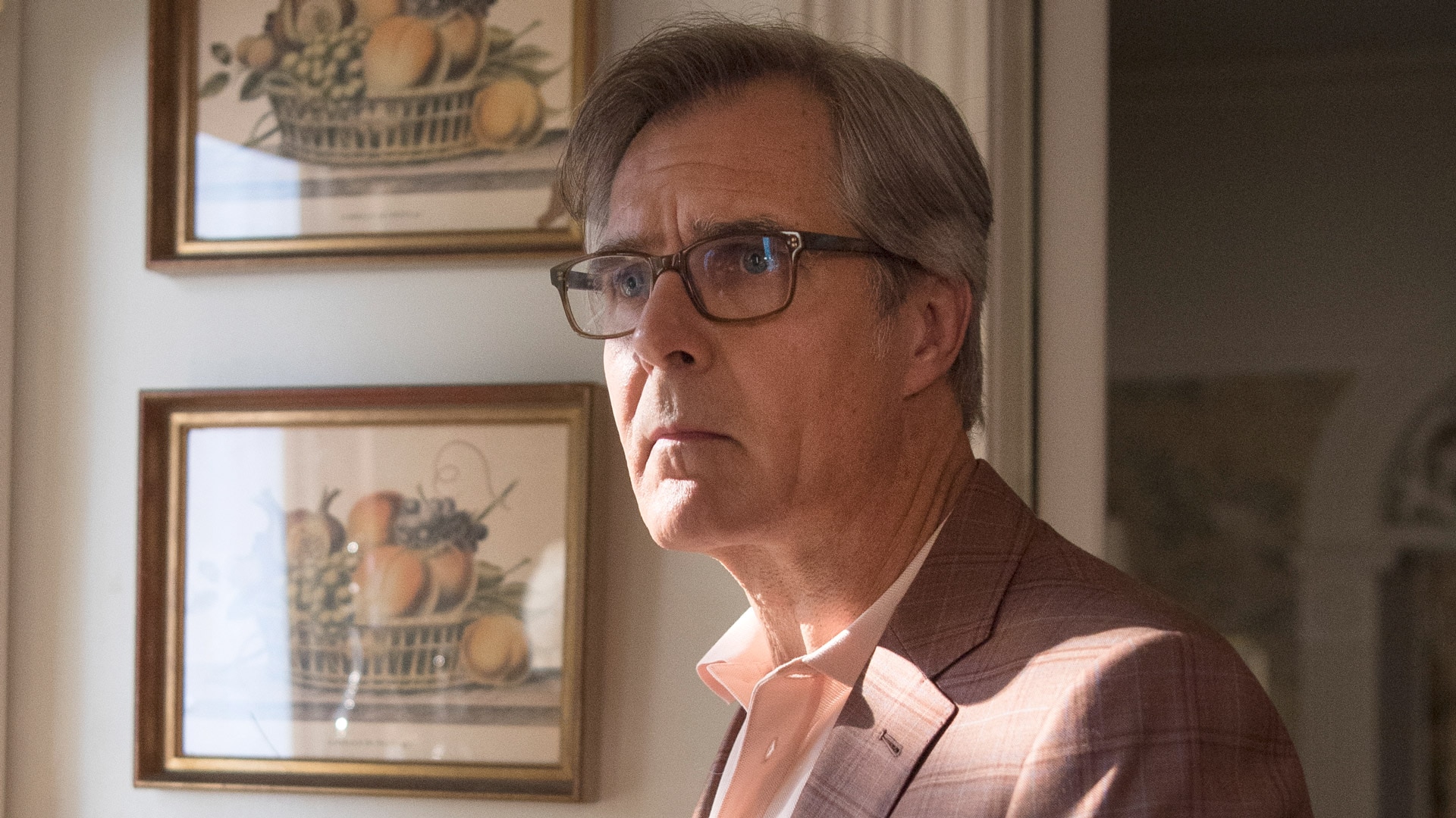 Alan Crellin played by Henry Czerny on Sharp Objects - Official Website ...